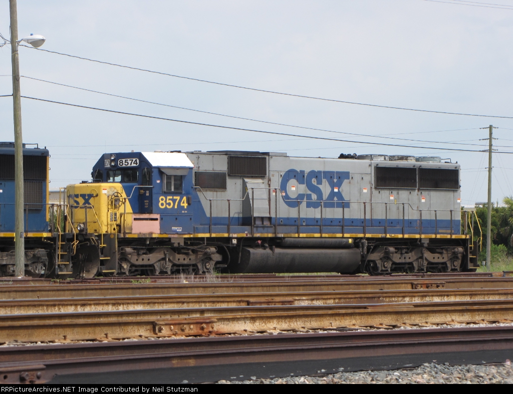 CSX 8574